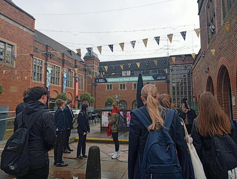 University Campus Visit - News - The Chase School